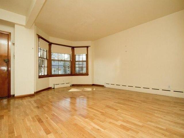 house with 2 bedroom, Jersey City NJ ES104831490