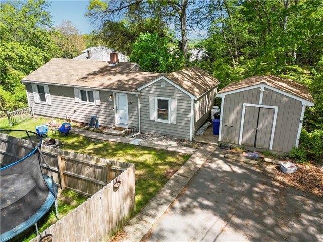 house with 2 bedroom, Johnston RI DS103224344