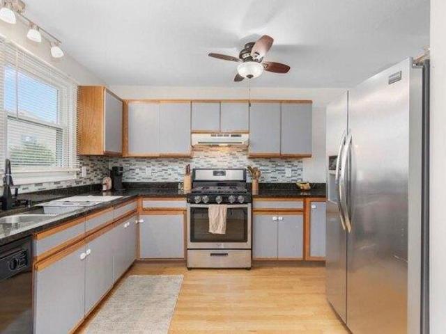 house with 2 bedroom, Johnston RI DS103662863