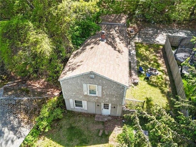 house with 2 bedroom, Johnston RI ES103442150