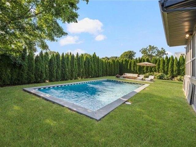 house with 2 bedroom, Johnston RI ES104235434