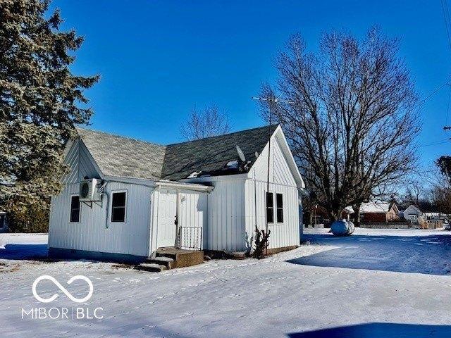 house with 2 bedroom, Kempton IN DS89540277