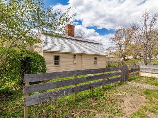 house with 2 bedroom, Kennebunk ME ES103849027