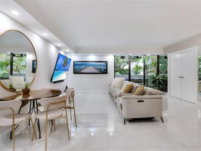 house with 2 bedroom, Key Biscayne Fl FL DS102587773