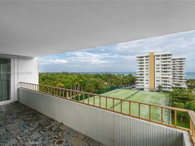 house with 2 bedroom, Key Biscayne Fl FL DS102587835