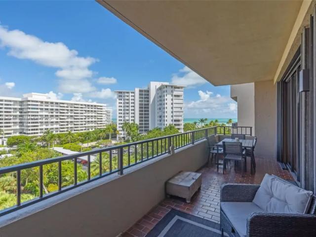 house with 2 bedroom, Key Biscayne FL FL DS102659028