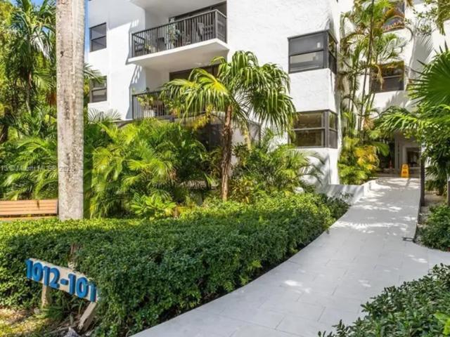 house with 2 bedroom, Key Biscayne Fl FL DS102397055