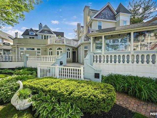 house with 2 bedroom, Keyport NJ ES104808448
