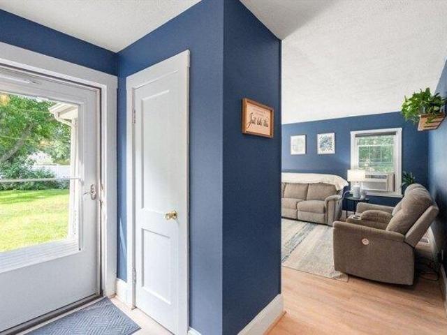 house with 2 bedroom, Kingston MA ES104812126
