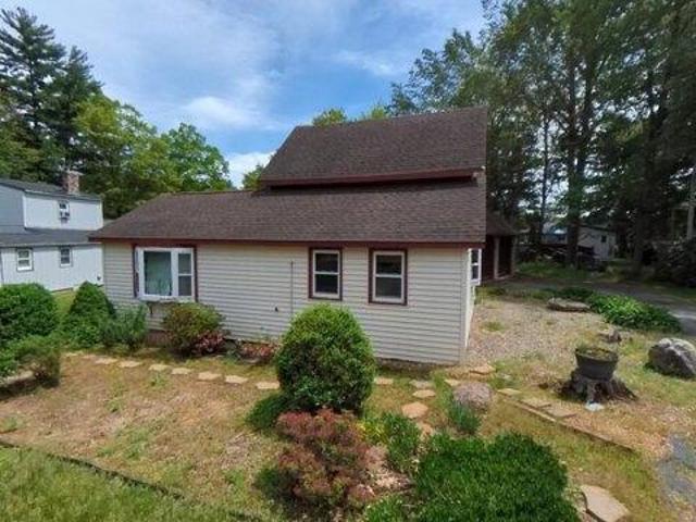 house with 2 bedroom, Kingston NH ES104116718