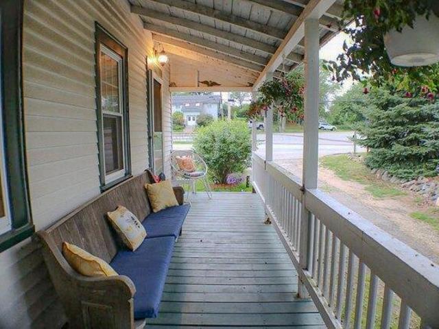 house with 2 bedroom, Kittery ME ES104853614