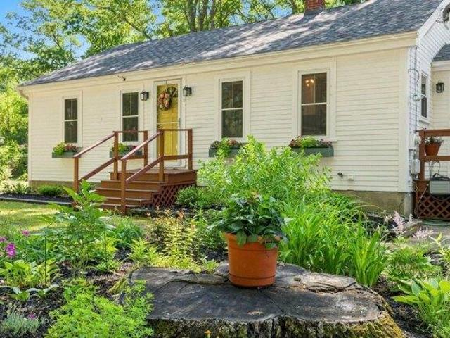house with 2 bedroom, Kittery ME ES105122809