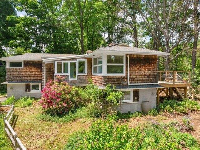 house with 2 bedroom, Kittery ME ES103886725