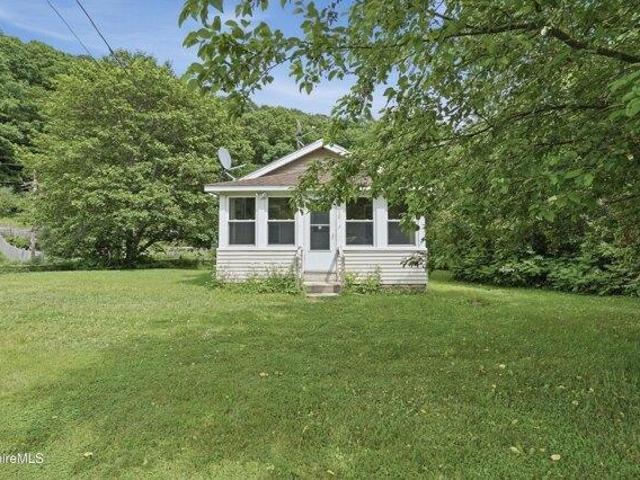 house with 2 bedroom, Lanesborough MA DS103495688