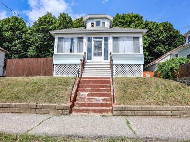 house with 2 bedroom, Laconia NH DS104444417