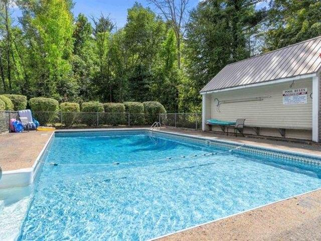 house with 2 bedroom, Laconia NH DS102669698