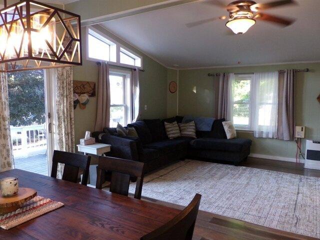 house with 2 bedroom, Laconia NH DS103247234