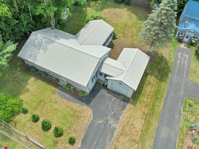 house with 2 bedroom, Laconia NH DS103496207