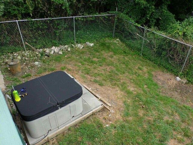 house with 2 bedroom, Laconia NH ES104571622