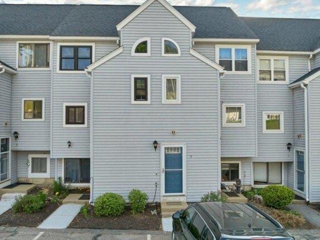 house with 2 bedroom, Laconia NH ES103665417