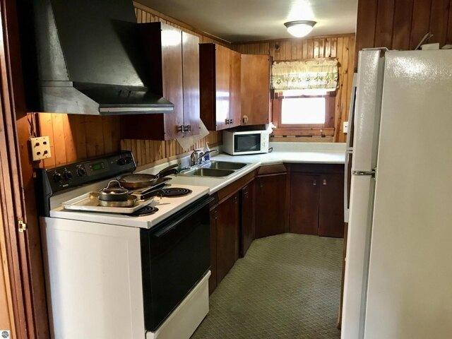 house with 2 bedroom, Lake MI DS89061585