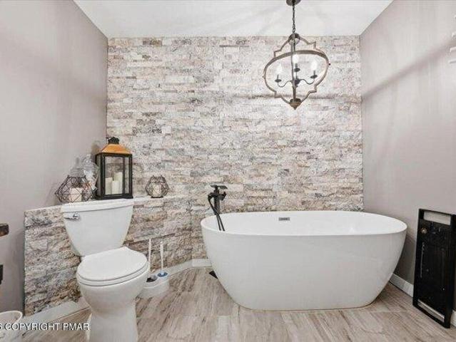 house with 2 bedroom, Lake Harmony PA ES104904863