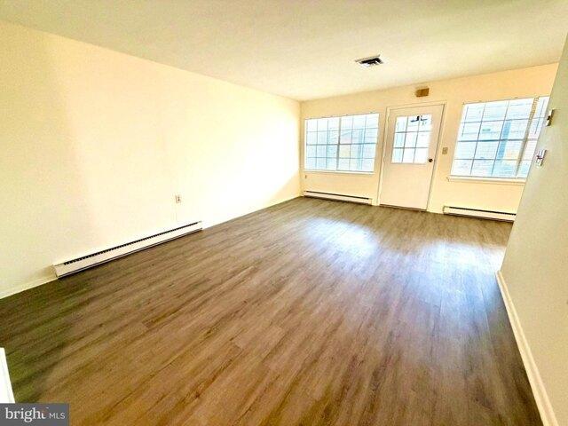 house with 2 bedroom, Lakewood NJ DLS101659358