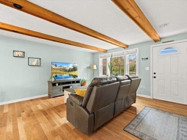 house with 2 bedroom, Lakeville MA ES103074566