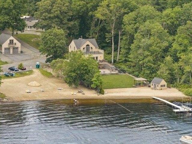 house with 2 bedroom, Lakeville MA ES104570184