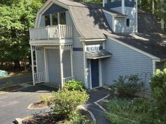 house with 2 bedroom, Lakeville MA ES104151015