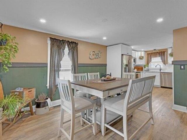 house with 2 bedroom, Leominster MA ES104790865