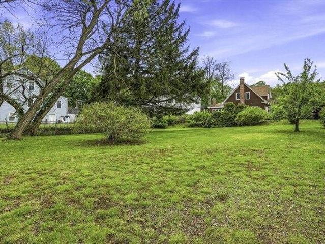 house with 2 bedroom, Leominster MA ES104808328