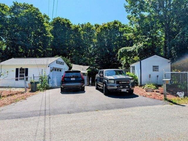 house with 2 bedroom, Leominster MA ES104849742
