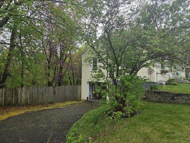 house with 2 bedroom, Leominster MA ES104994754