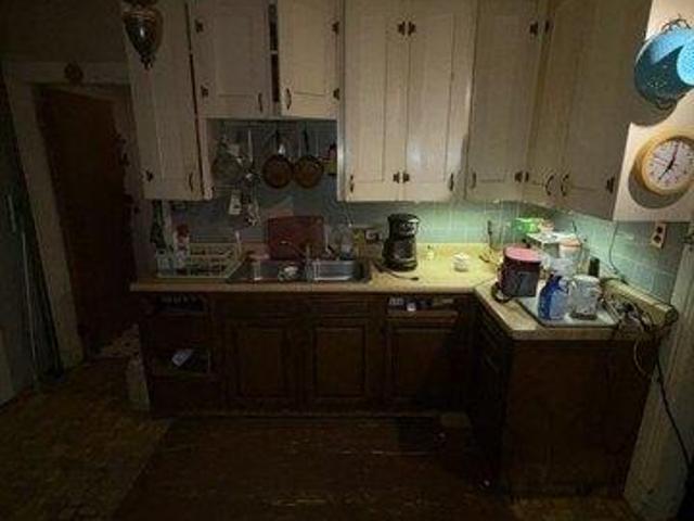 house with 2 bedroom, Leominster MA ES105059135