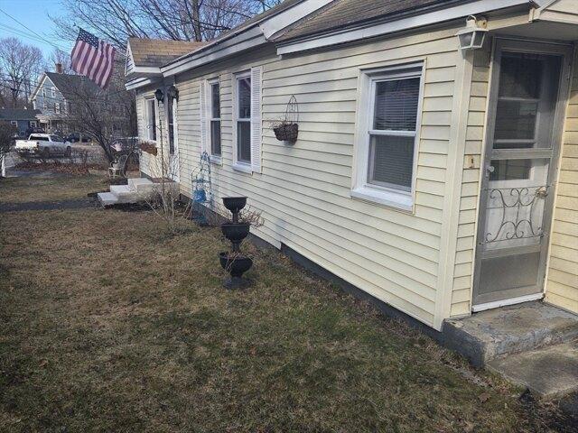 house with 2 bedroom, Leominster MA ES103969764