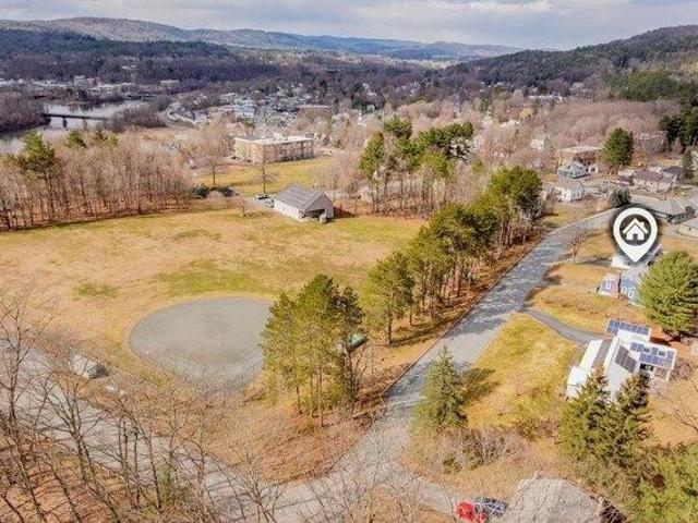 house with 2 bedroom, Lebanon NH DLS102632180