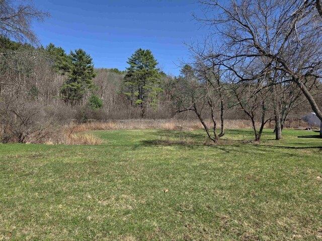 house with 2 bedroom, Lebanon NH ES105125942