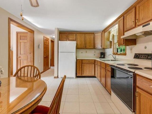 house with 2 bedroom, Lewiston ME DLS102727364