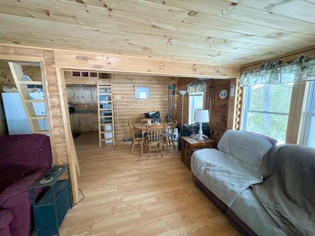 house with 2 bedroom, Lincoln ME DLS103071960