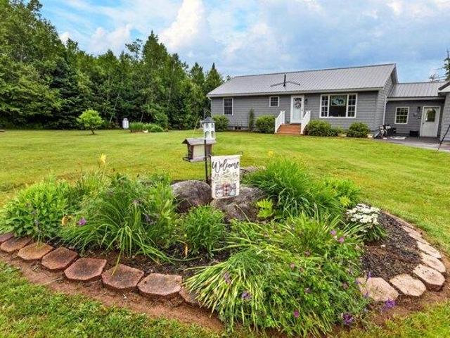 house with 2 bedroom, Lincoln ME DS104191569