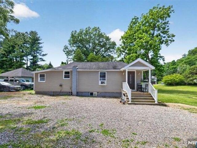 house with 2 bedroom, Lincoln Park NJ ES104148358