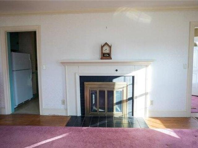 house with 2 bedroom, Lincoln RI DS102370120