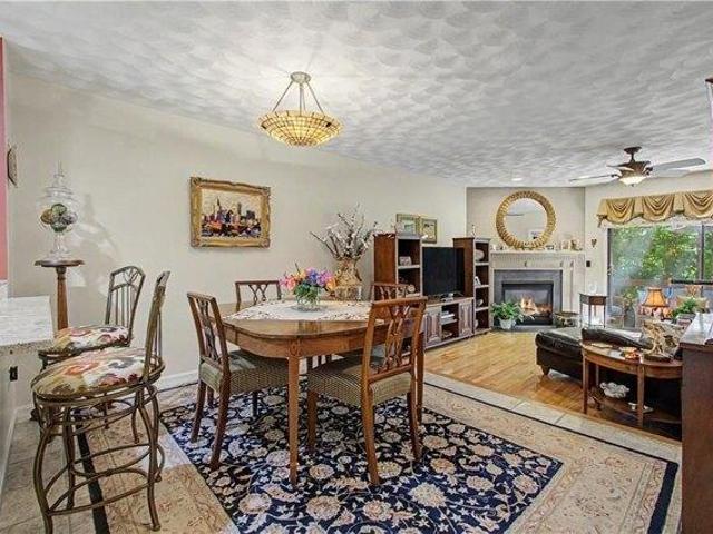 house with 2 bedroom, Lincoln RI ES103807671