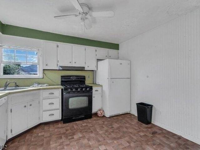 house with 2 bedroom, Linden NJ DLS102346107