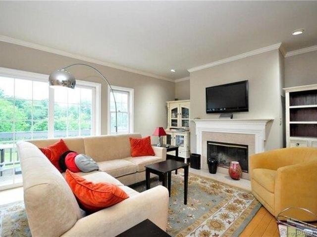 house with 2 bedroom, Litchfield CT DS102777241