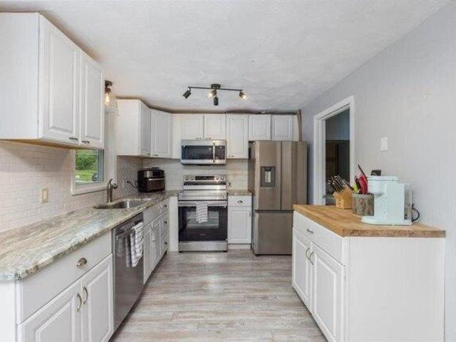 house with 2 bedroom, Londonderry NH DS103074427