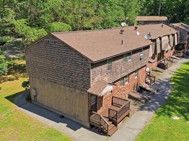 house with 2 bedroom, Londonderry NH ES103970034