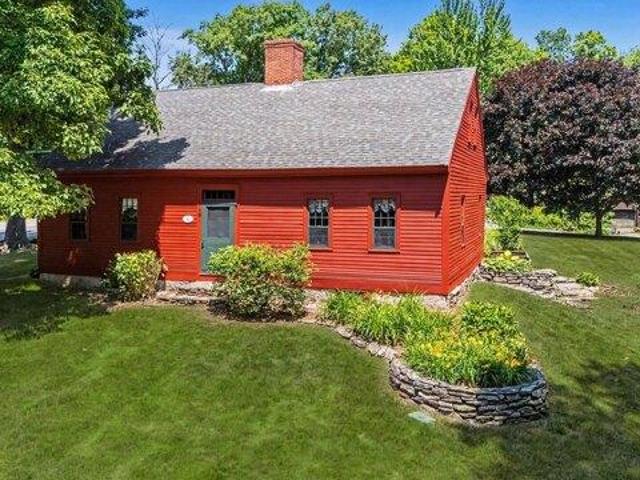 house with 2 bedroom, Londonderry NH ES104851043