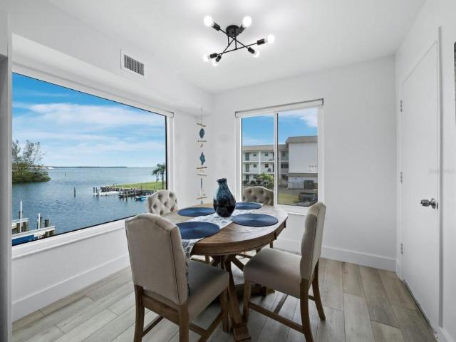 house with 2 bedroom, Longboat Key FL DS102588788